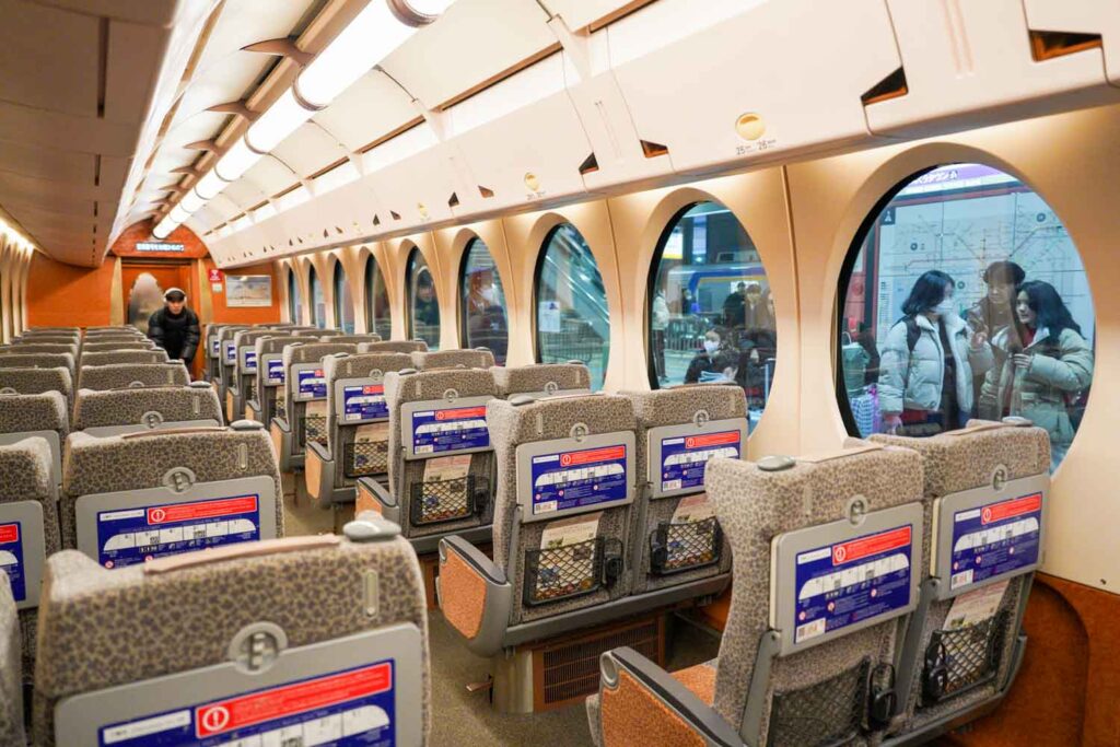 How to get from Kansai Airport to Namba Rapi:t Train
